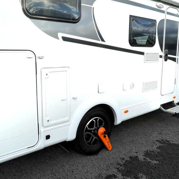 Nemesis Plus (FNP300) motorhome wheel lock from Fullstop